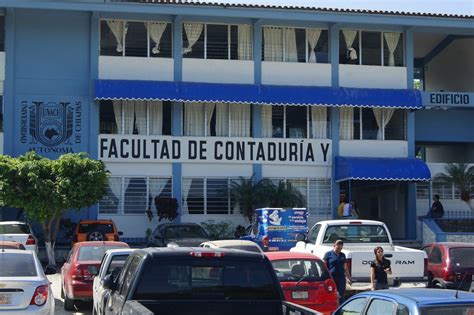 Ofertan en la Facultad de Contaduría y Administración de la UNACH