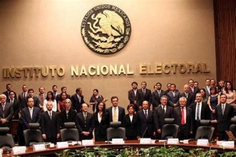INE aprueba integración de comisiones
