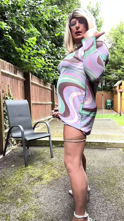 Amat R Travesti Kellycd Seksi Orta Ya L Seksi Kad N Bronzla M