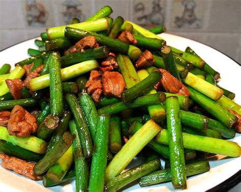 快手家常菜 蒜苔炒肉的做法大全 快手家常菜 蒜苔炒肉的家常做法 心食神