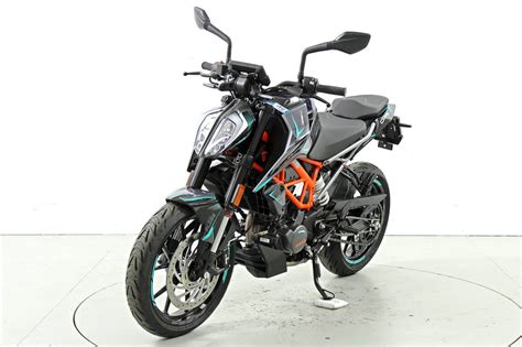 KTM 125 Duke ABS Bis 125 ccm Motorräder Moto Center Solothurn