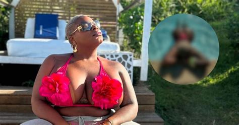 Jojo Todynho Empina Bumbum Ao M Ximo Em Fotos De Biqu Ni Fio Dental Na