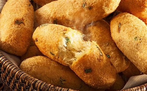 Bolinho De Batata Recheado Bacalhau Jefferson De Almeida