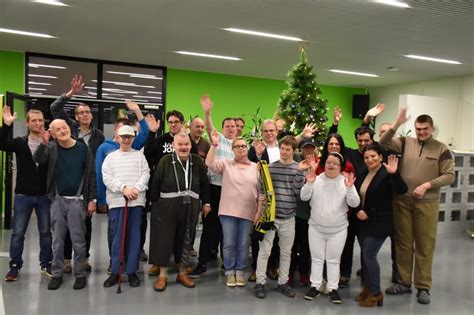 Jobcenter StädteRegion Aachen Wunschbaumaktion im Jobcenter Aachen
