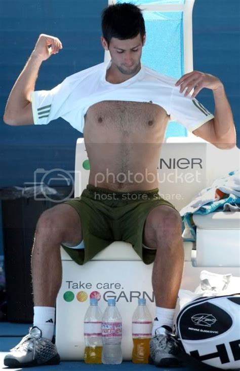 Que Hombres Novak Djokovic Bulge