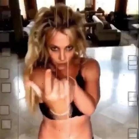 Pictures Showing For Britney Spears Porn Captions Mypornarchive Net