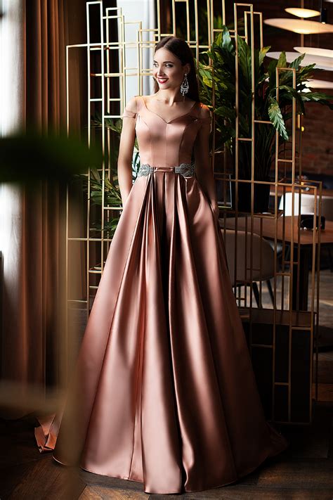 Robe de soirée de luxe Or Rose Oksana Mukha Paris
