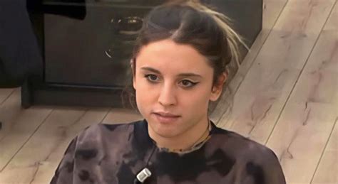 Amici 22 Angelina Mango In Lacrime La Confidenza Inaspettata Fatta A