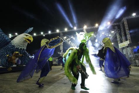 Carnaval De Porto Alegre Ocorre Neste Fim De Semana Desfiles Das