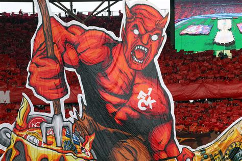 Dfb Pokal Finale Choreographien Pyroshows Der Betze Brennt