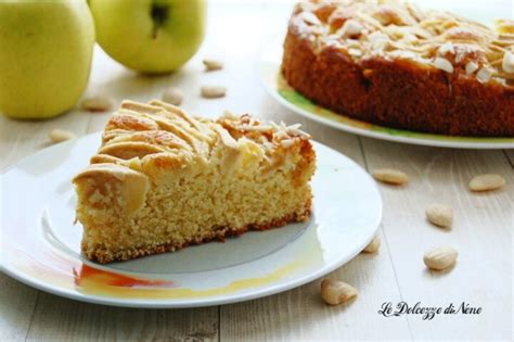 TORTA CON MELE E MANDORLE Ricetta Semplice Morbida Golosa