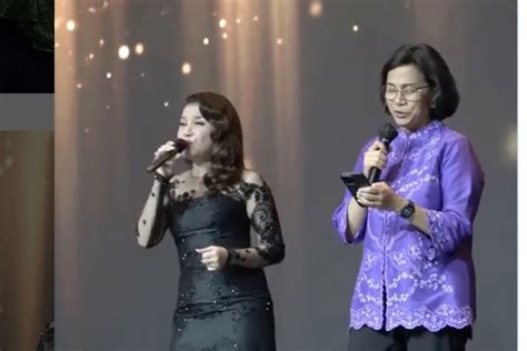 Kena Sindir Jokowi Menkeu Sri Mulyani Siap Salah Pak Presiden