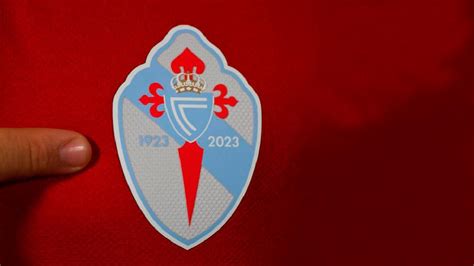 CAMISETA CELTA VIGO CENTENARIO 23 24 La segunda equipación del Celta