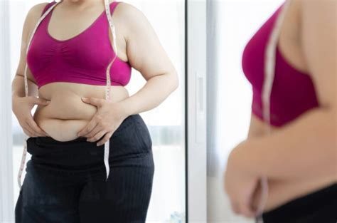 How To Get Rid Of Side Boob Fat Effective Strategies The Frisky
