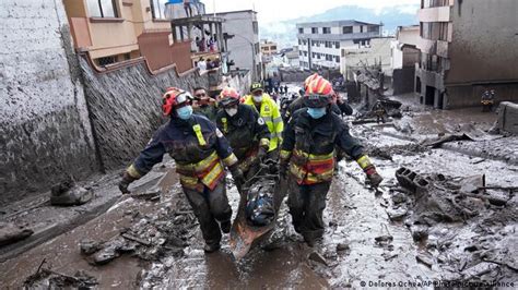 Tragedia en Ecuador aumentan a 18 los muertos tras aluvión en Quito