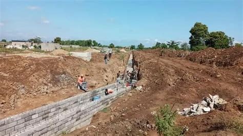 Gobierno pide Haití detener canal para desviar río Masacre Periódico