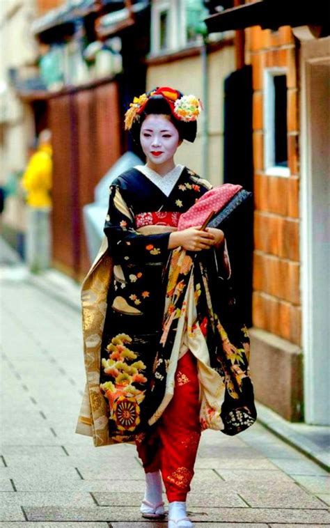 Pin By Jim Wigmore On GEISHA MYSTIQUE Japanese Costume Japanese