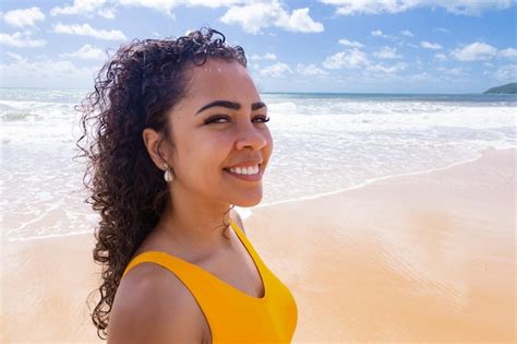 Premium Photo Black Afro Young Cute Girl Curly Hair Bikini Beach Afro American Summer Vacation