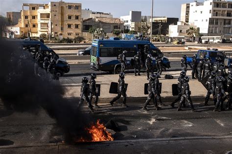 Sénégal report de l élection présidentielle manifestations