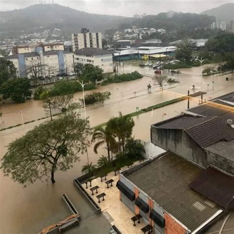 FOTOS Chuva Em Joinville Causa Alagamentos Preparados Para O Pior