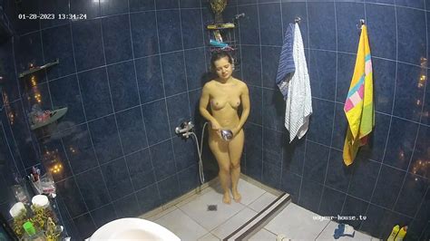 Watch Shower Girl Vanda Showering Jan 28 2023 Naked People With