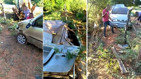 Boquira BA Carro Sai Da Pista E Cai Em Ribanceira Na BA 156 Boquira