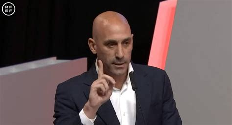 El juez admite la querella contra Rubiales por agresión sexual y