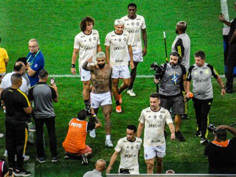 Noite De Gabigol Veja Como Foi O Retorno Do Camisa 10 Ao