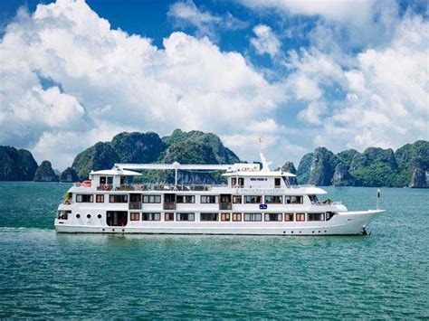 Athena Royal Cruise HalongBayTrip