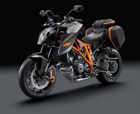 38 Hi Res Photos Of The KTM 1290 Super Duke R Asphalt Rubber