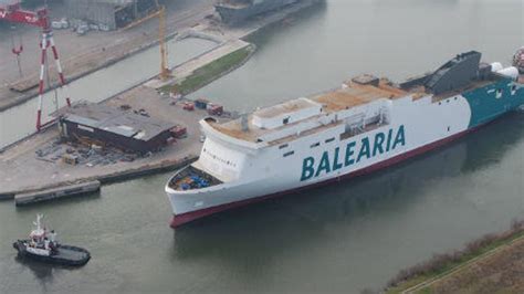 Baleària bota el Hypatia de Alejandría su primer buque impulsado por