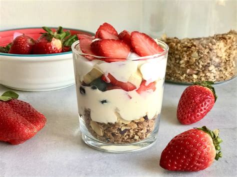 Granola Y Yogurt At Eric Craig Blog