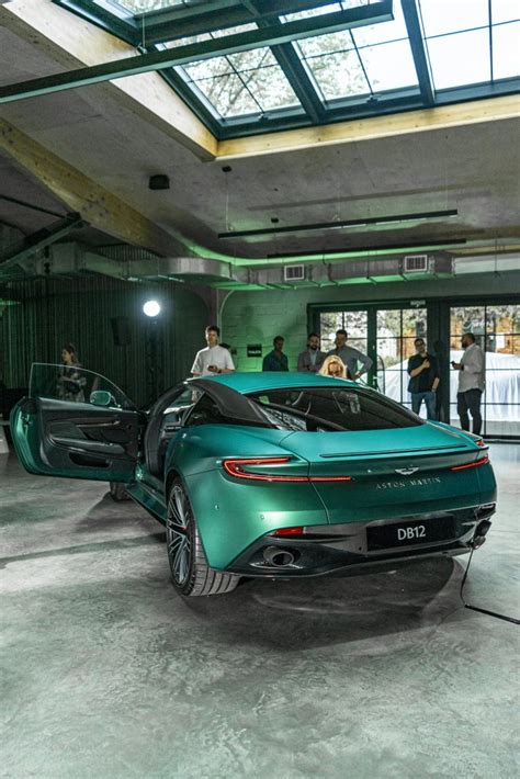 Aston Martin DB12 Pierwszy Super Tourer Premiera W Polsce