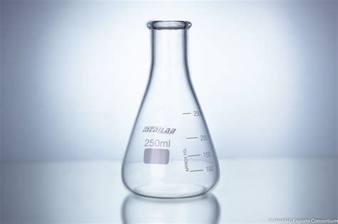 Volumetric Flask Laboratory Apparatus