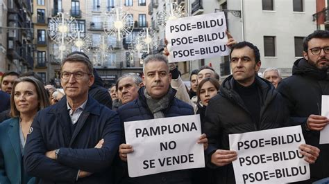 Feijóo critica desde Pamplona la moción de censura a UPN Es la