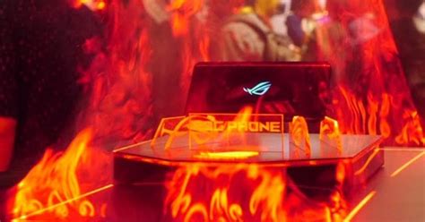 Resmi Diluncurkan Di Indonesia Begini Penampakan ROG Phone