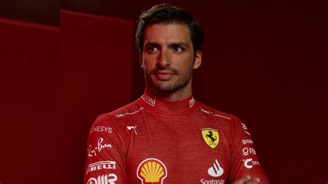 Así luce el nuevo coche de Carlos Sainz el Ferrari SF 24 Foto 22 de 27