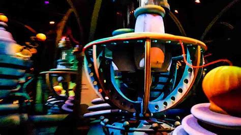 Roger Rabbit S Car Toon Spin Dark Ride At Tokyo Disneyland Parkz