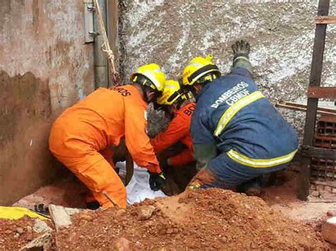 G1 Homem morre eletrocutado no DF após mexer em fiação perto de água