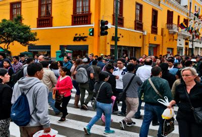 Pobreza monetaria afectó al 27 5 de la población del Perú en el año 2022