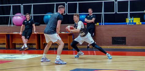 Grupa Sierleccy Czarni Słupsk trenuje przed sezonem Byliśmy na hali