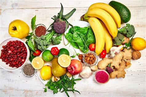 Selección de alimentos ricos en antioxidantes y vitaminas y fuentes