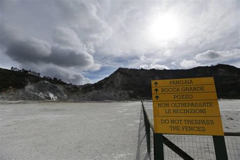 Campi Flegrei Possibile Innalzamento Allerta Secondo Musumeci
