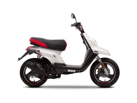 Scooter Neuf MBK BOOSTER NAKED 13 Pouces 50cc Vente Scooter La Seyne