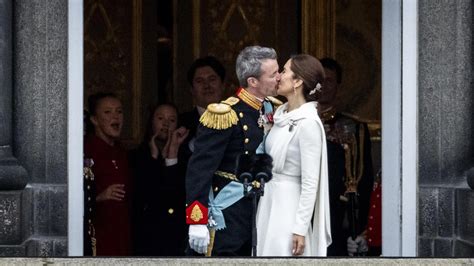 El Rey Federico X De Dinamarca Revela En Un Libro Los Aspectos M S