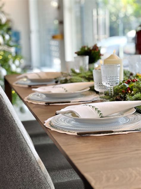 El Disfrute De Decorar La Mesa De Navidad Con Design Hof Y Peridot