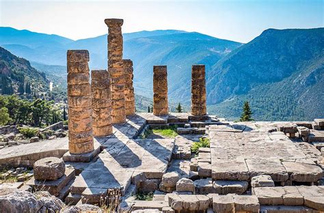 Today The Temple Of Apollo Sits In Ruins The Result Of Years
