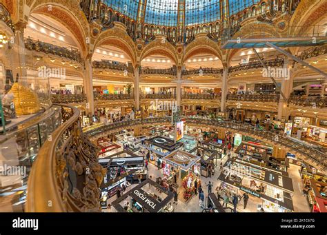 Galeries Lafayette Haussmann Paris France Hi Res Stock Photography And