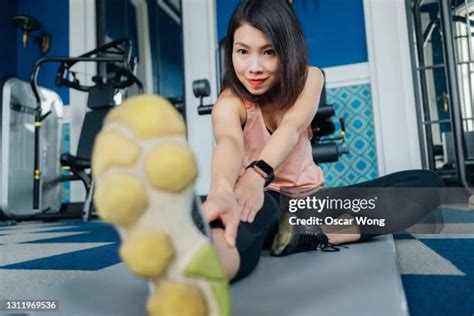 Women Spreading Their Legs Photos And Premium High Res Pictures Getty Images