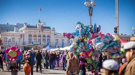 Vappu La Fiesta Del Primero De Mayo En Finlandia Vive Finlandia